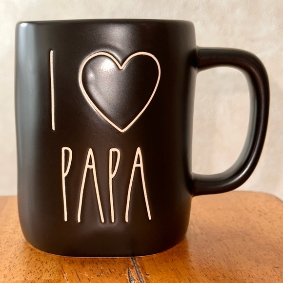 Rae Dunn | Other | Rae Dunn I Love Papa Heart Design Black Ceramic Mug ...